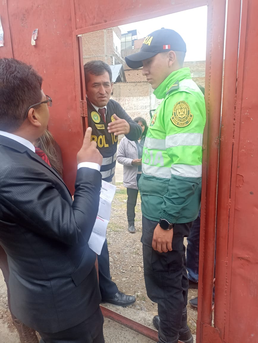 Rechazan ingreso de exprefecto Brangil Mateo a reunión del Sutep Junín